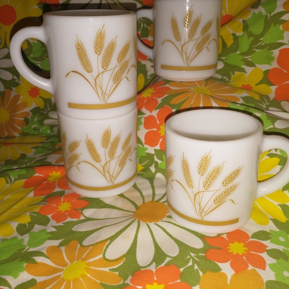 Hazel-Atlas | Dining | 4 Vintage Hazel Atlas Milk Glass Wheat Pattern ...